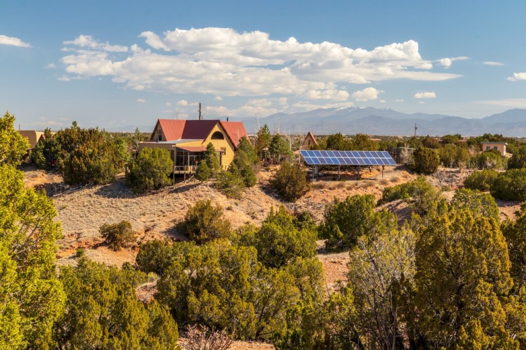 Can You Go Off-Grid with Solar in Phoenix? - Solar Optimum